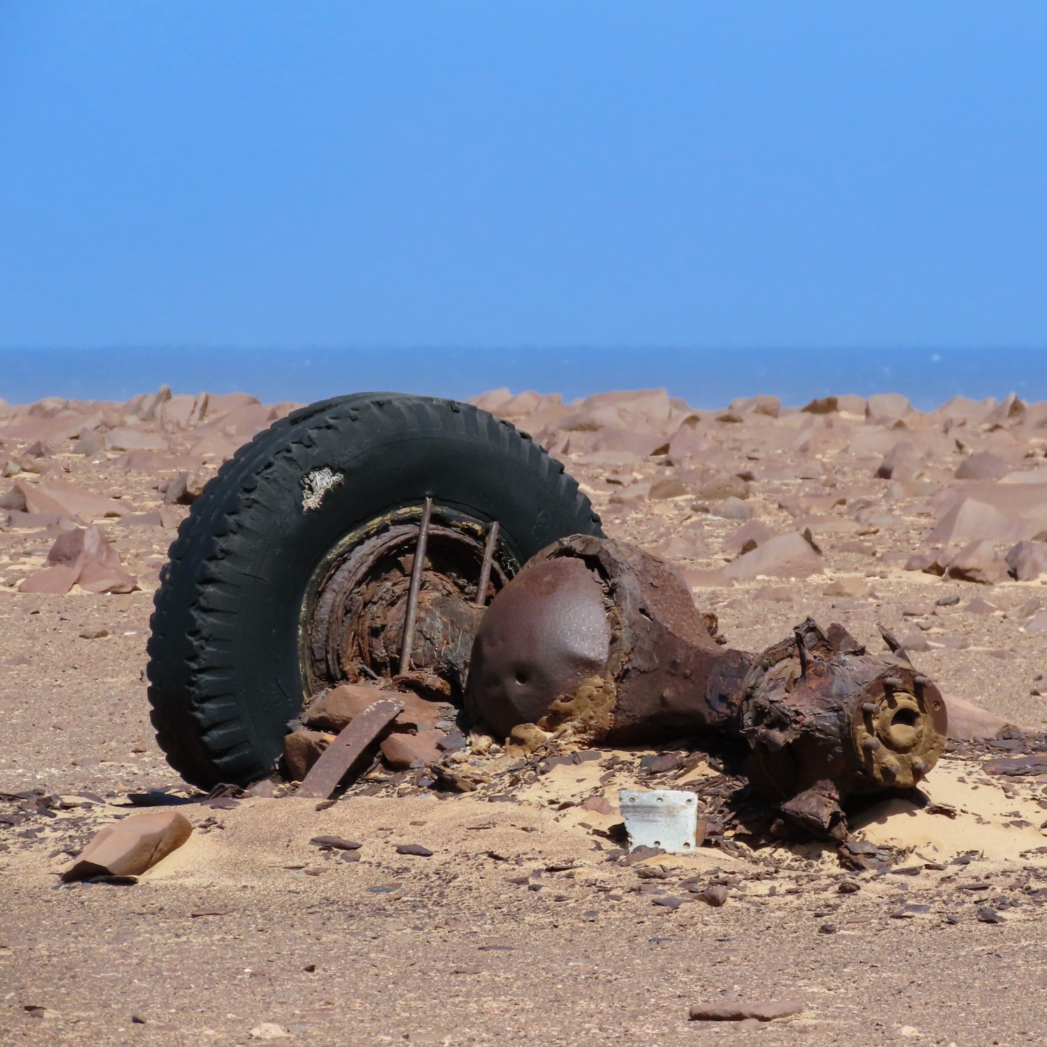 How to See Skeleton Coast Namibia, with Shipwreck Map – Roam The Reaches